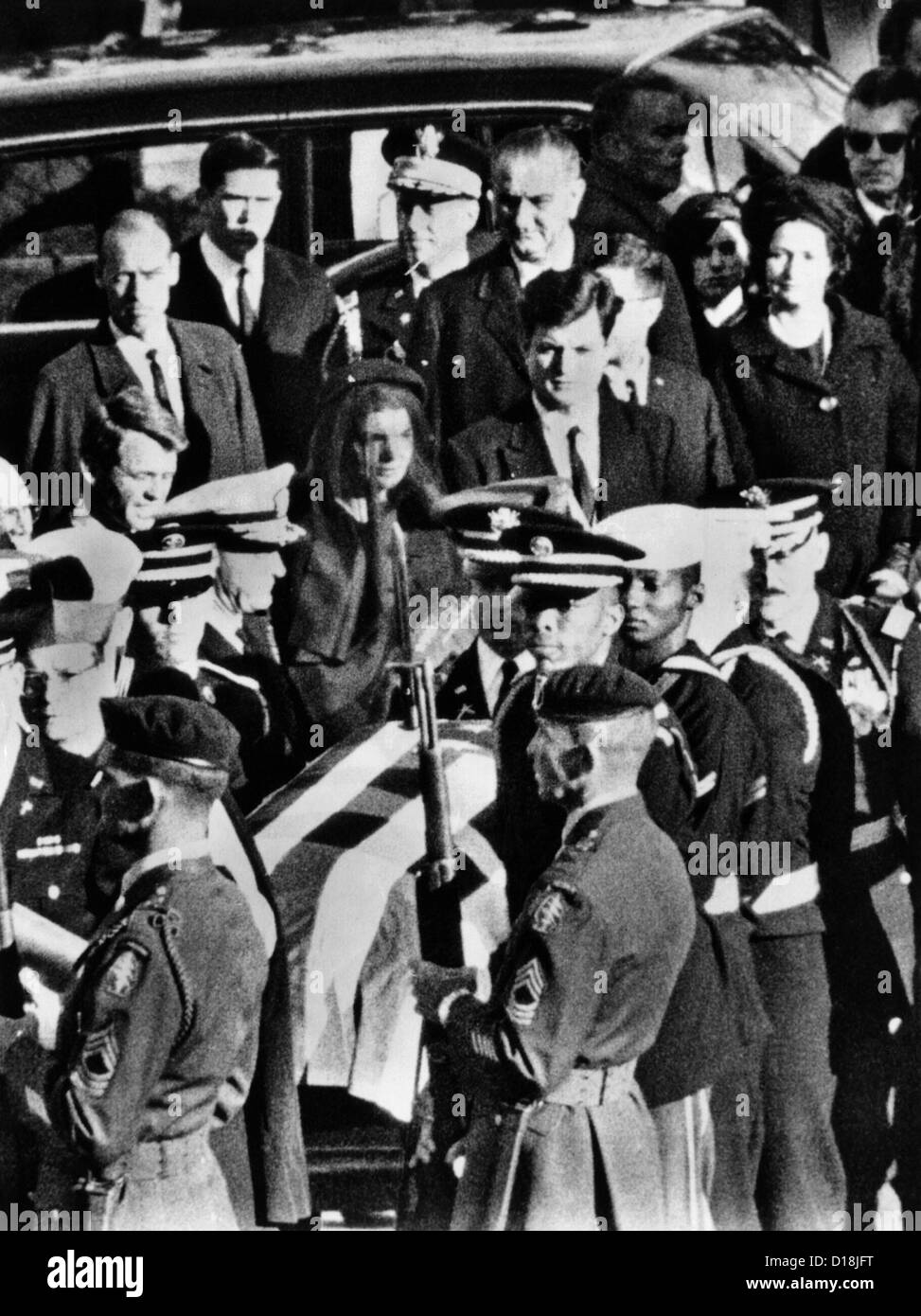 Jackie kennedy onassis funeral Black and White Stock Photos & Images ...