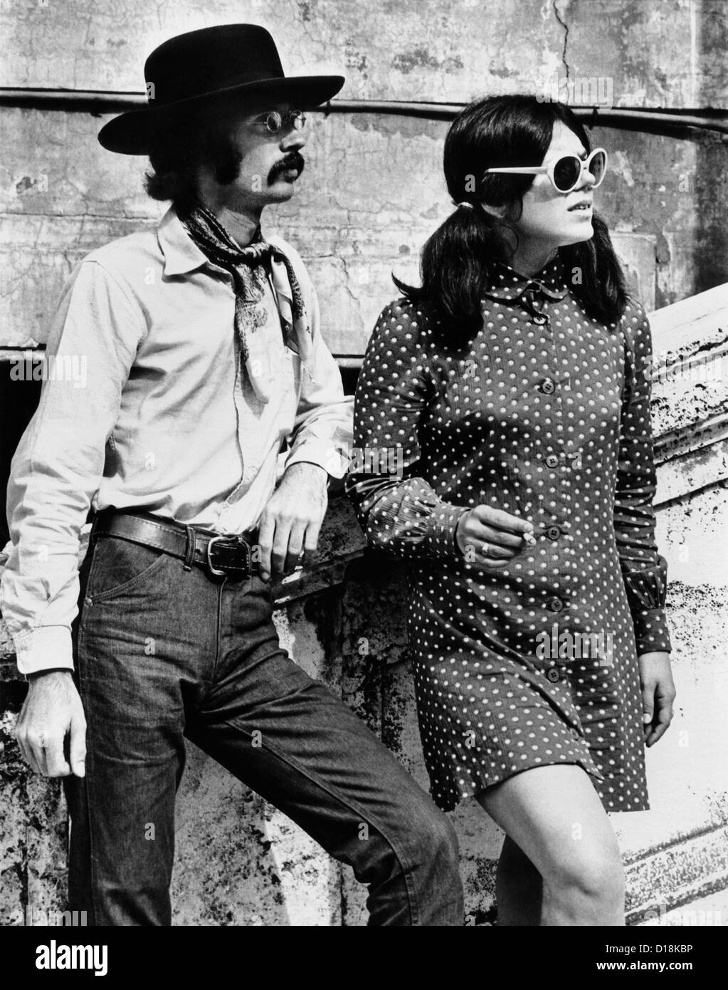 Hippie 1960s hi-res stock photography and images - Alamy