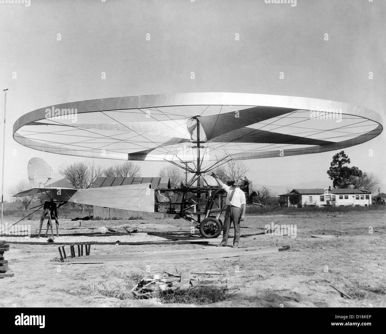 Helio-Gyro-Copter invented by Jesse D. Langdon. The propeller and its ...