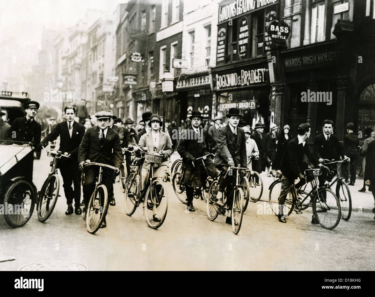Britain 1920s hi-res stock photography and images - Alamy