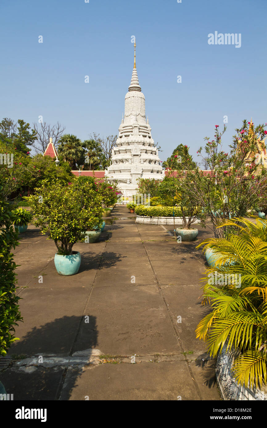 Stupa on the Compound of the Royal Palace in Phnom Penh, Cambodia Stock ...