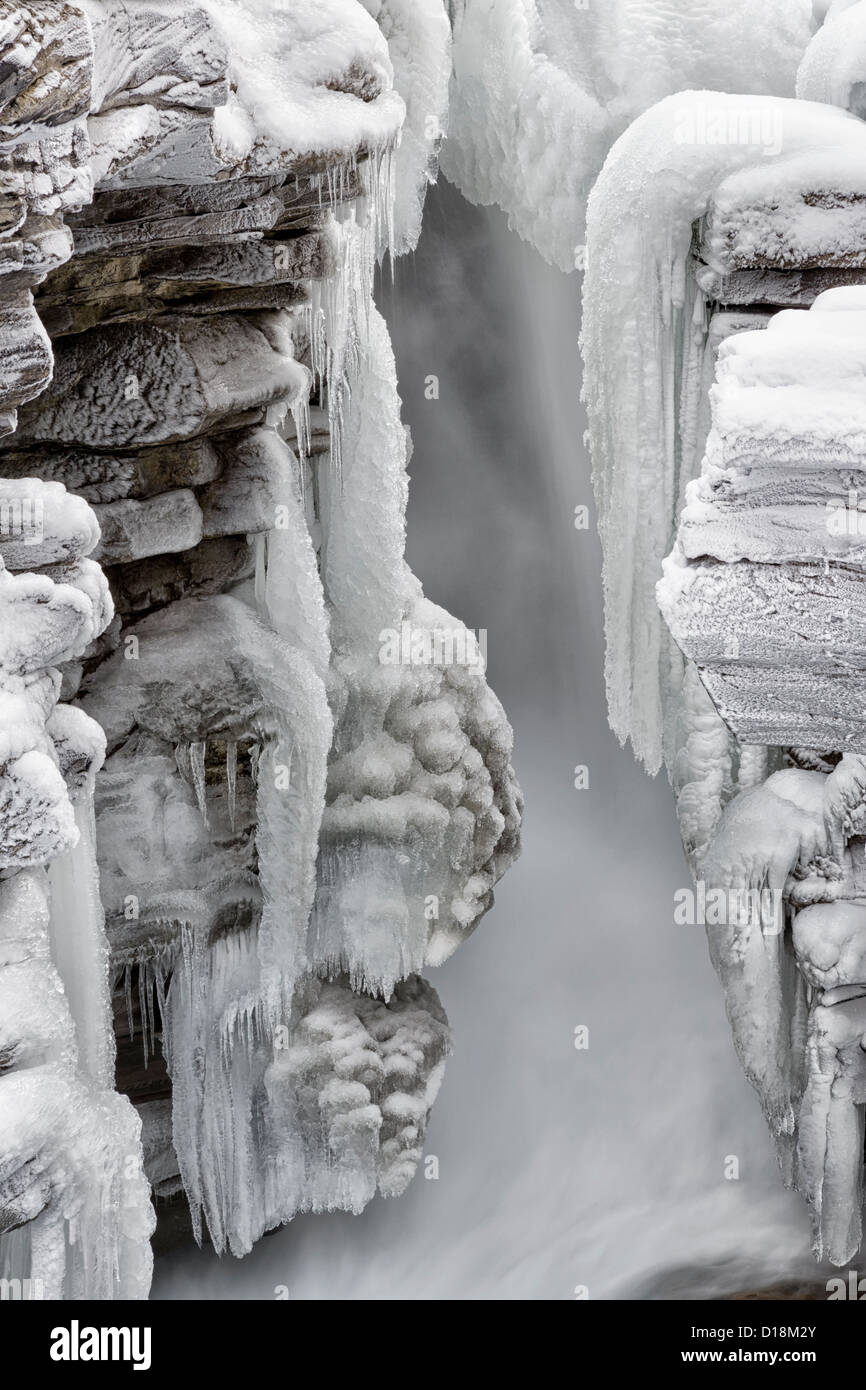 Waterfalls in athabasca river jasper hi-res stock photography and ...