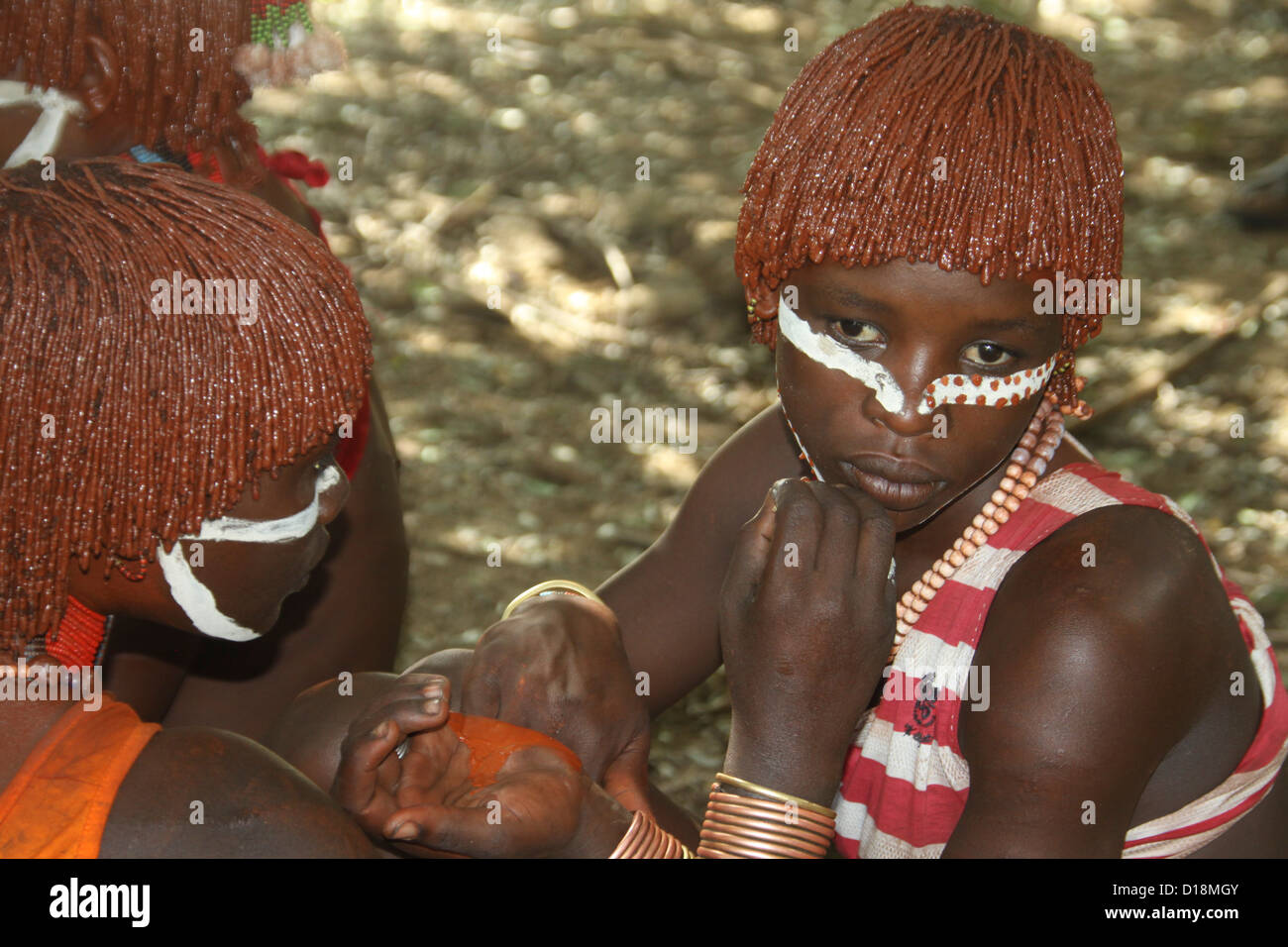Body paint tribe hi-res stock photography and images - Alamy