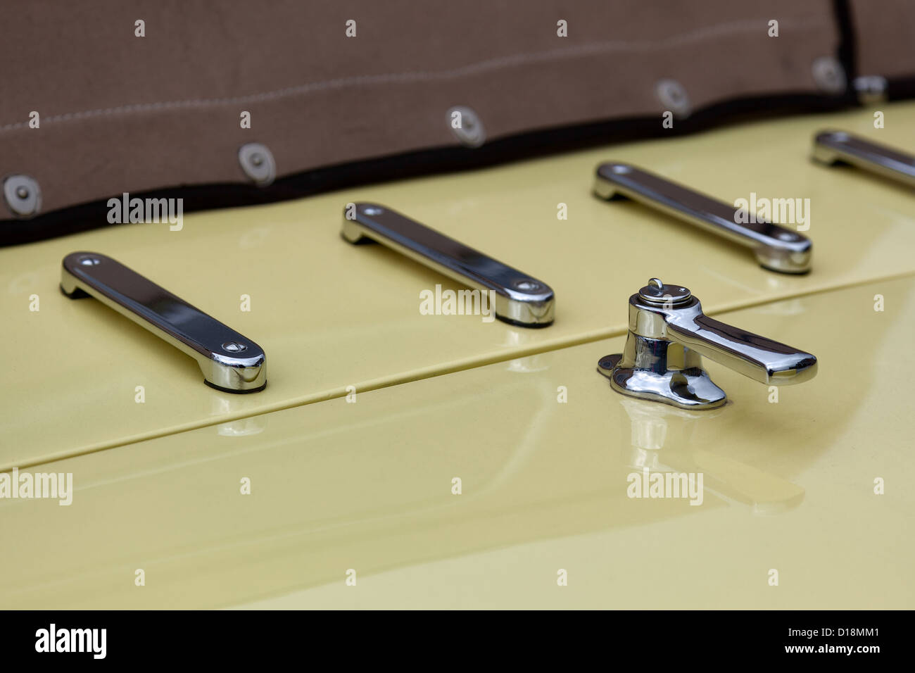 Vintage car boot handle hi-res stock photography and images - Alamy