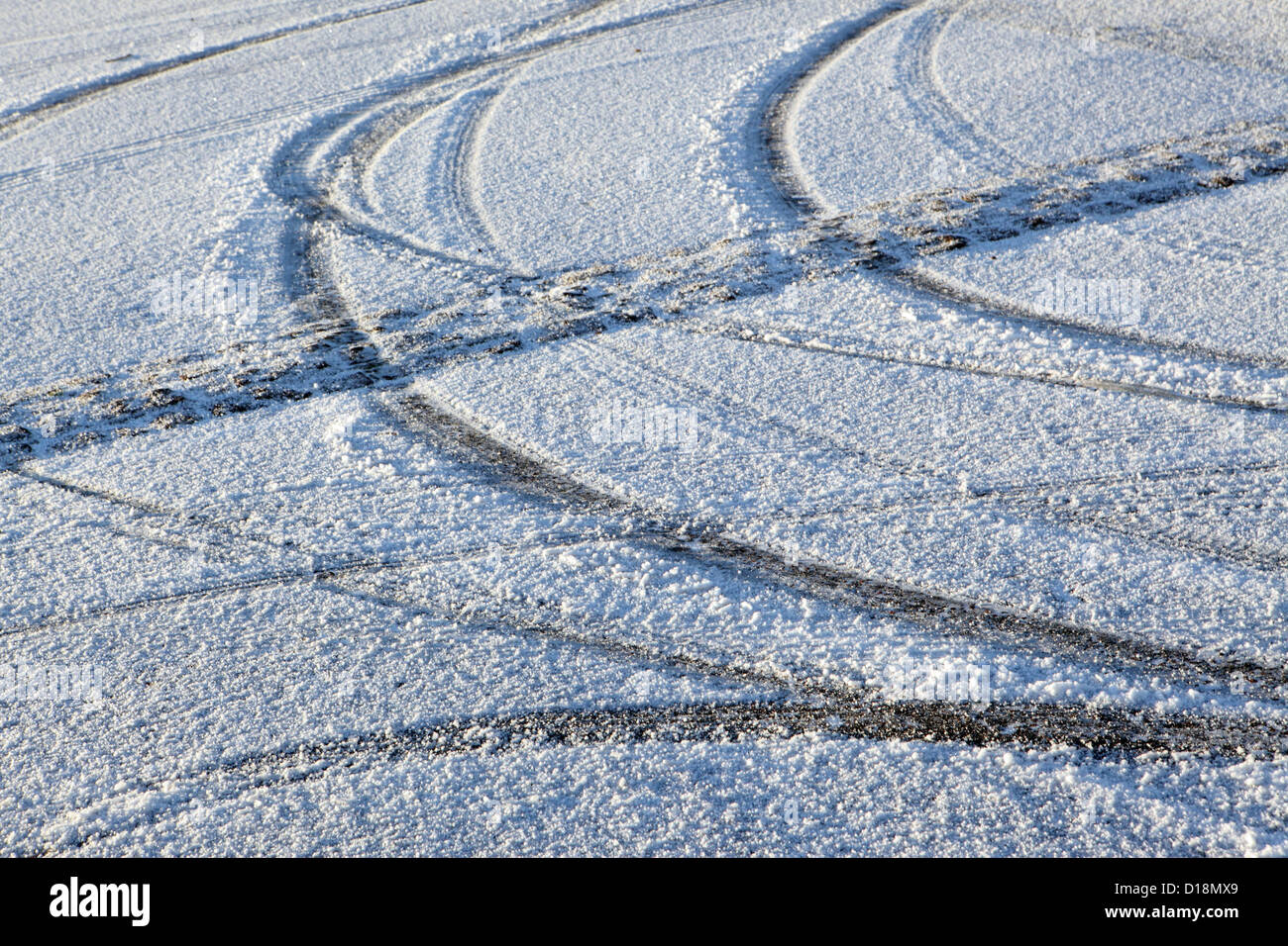 Cold and icy road hi-res stock photography and images - Alamy