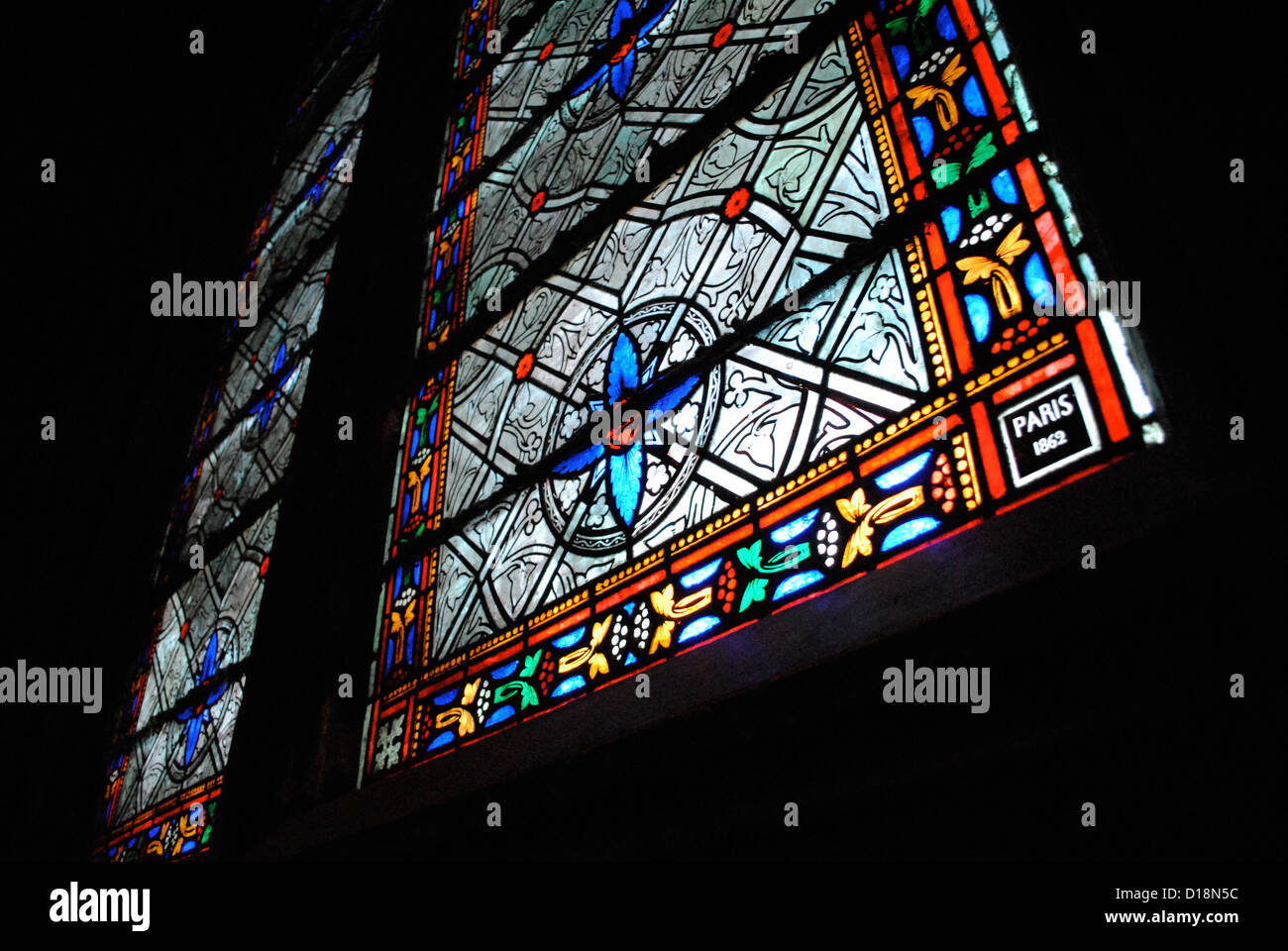 Mosaic church window hi-res stock photography and images - Alamy