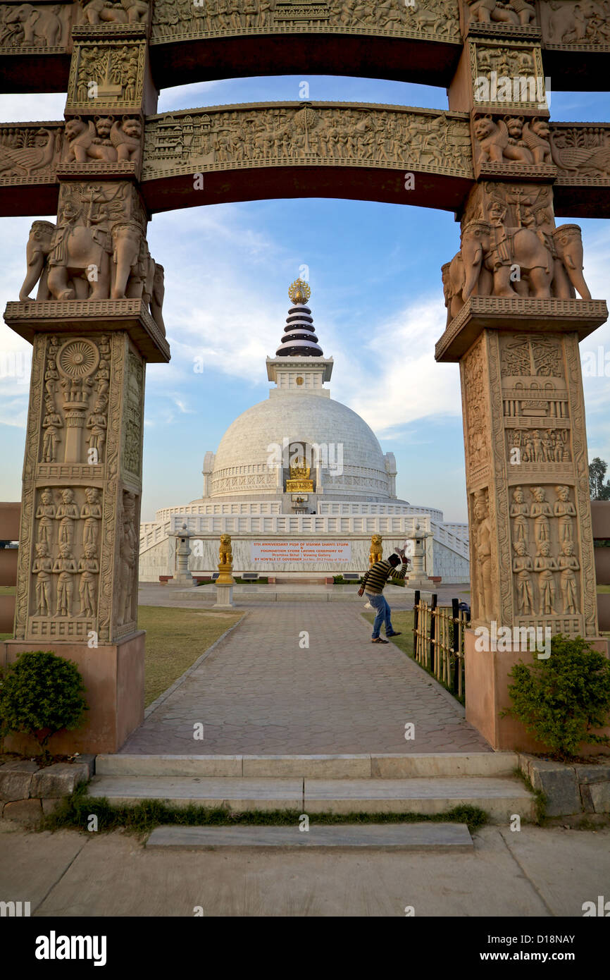 Vishwa shanti stupa hi-res stock photography and images - Alamy