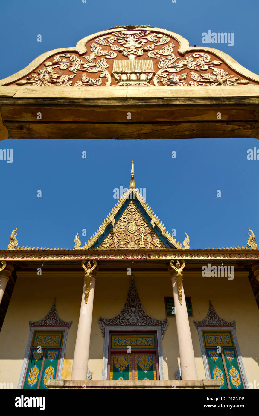Wat sarawan hi-res stock photography and images - Alamy