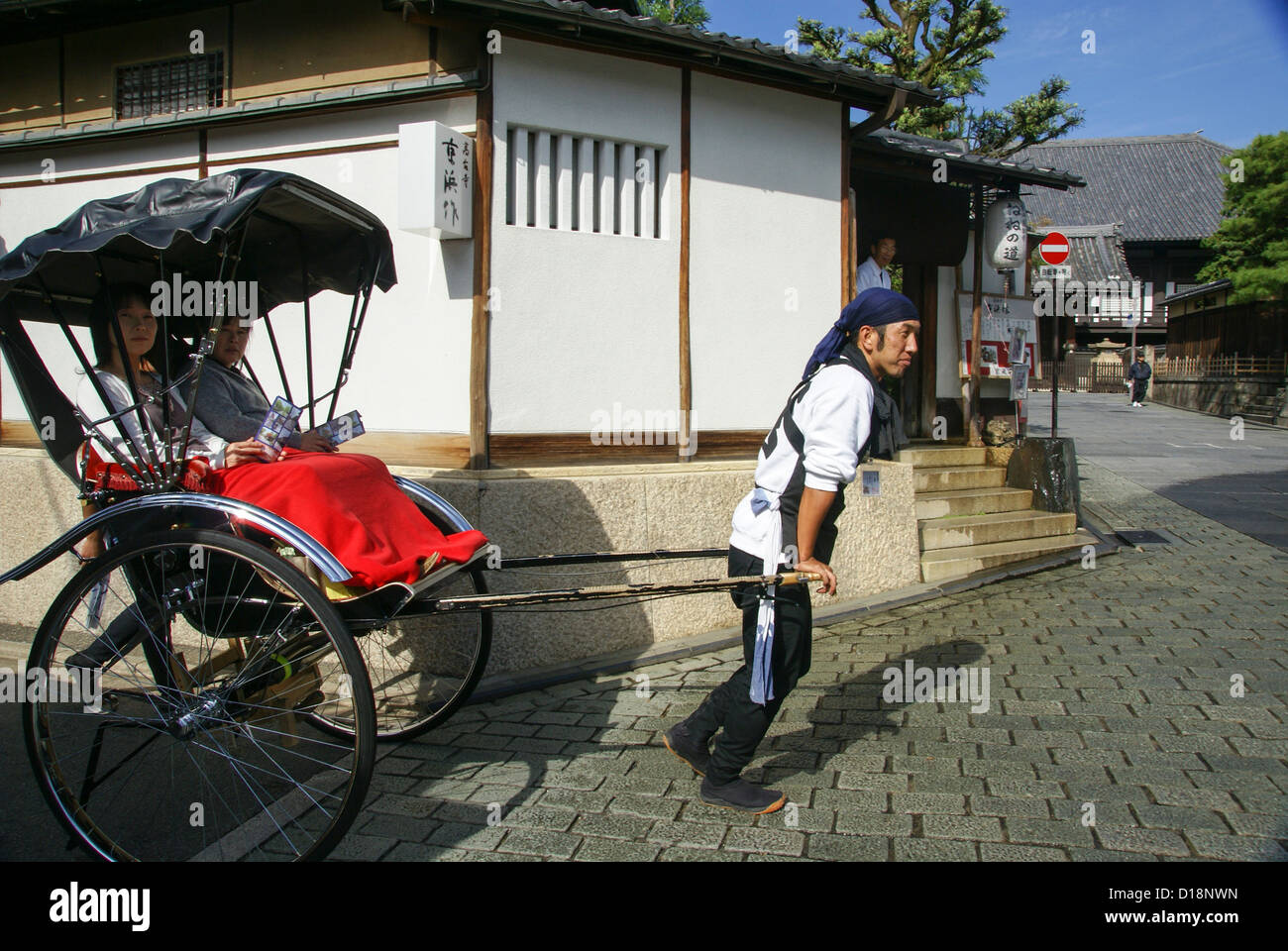 Japanese rickshaw hi-res stock photography and images - Alamy