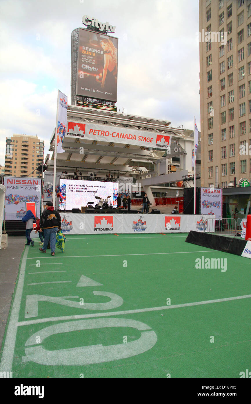 Football stage hi-res stock photography and images - Alamy