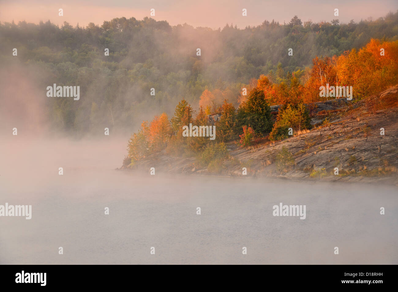 Misty Simon Lake High Resolution Stock Photography and Images - Alamy