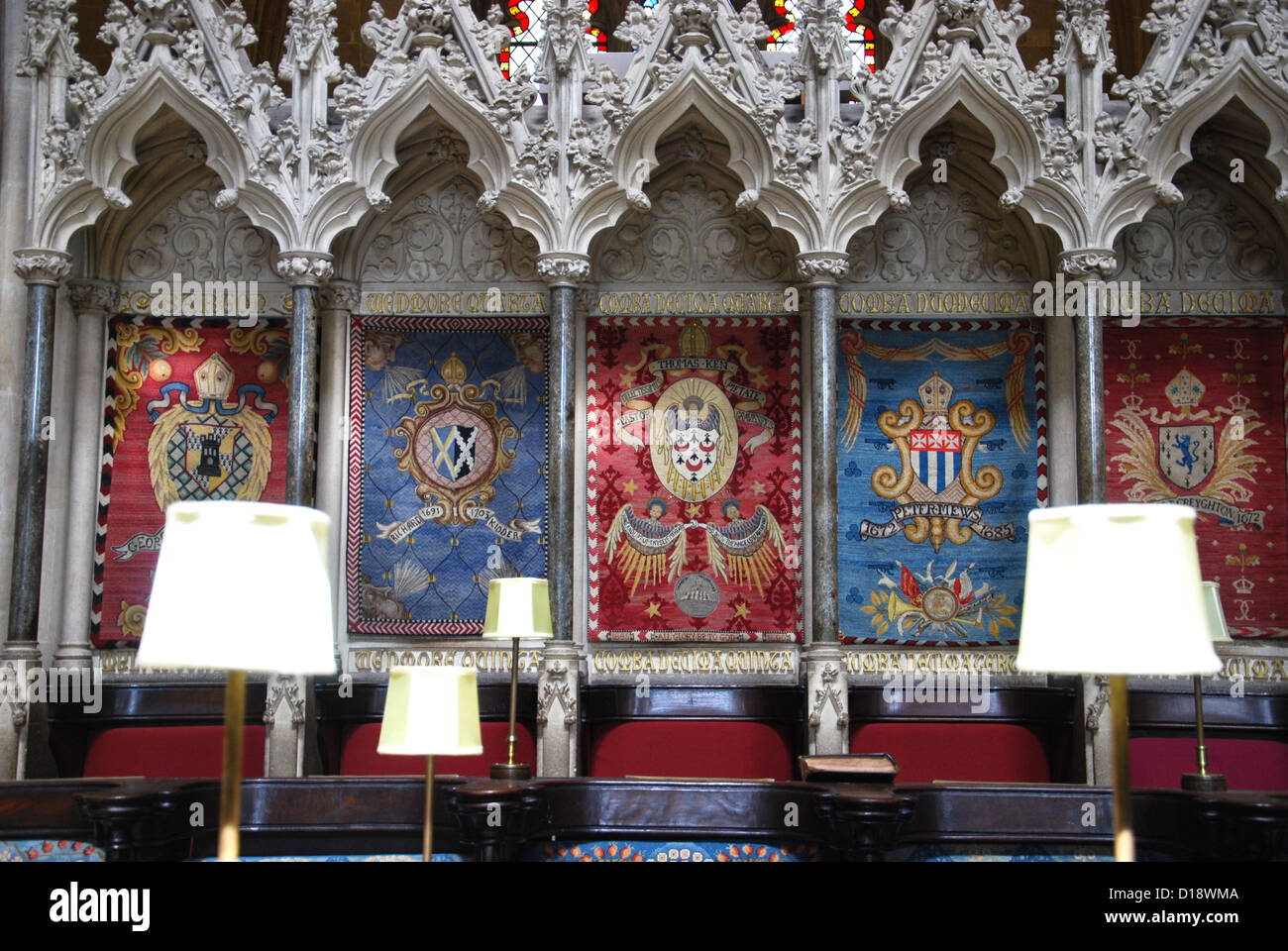 Wells cathedral roof structure hi-res stock photography and images - Alamy