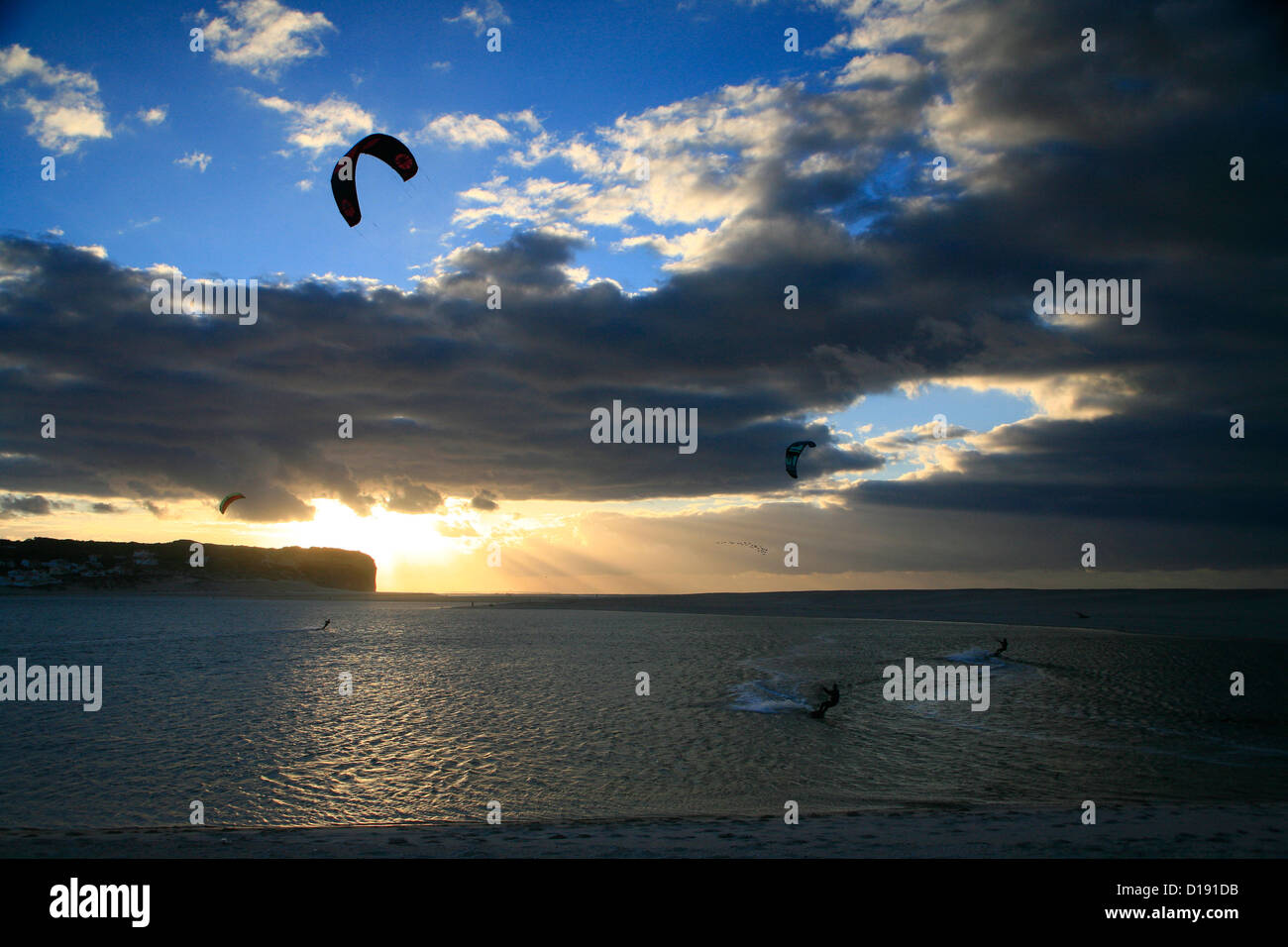 Kite canopy hi-res stock photography and images - Alamy