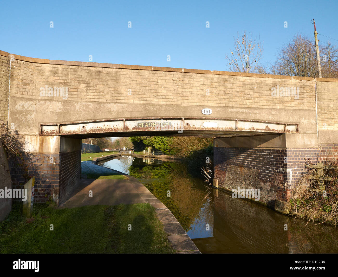 The lock bridge on the canal hi-res stock photography and images - Alamy