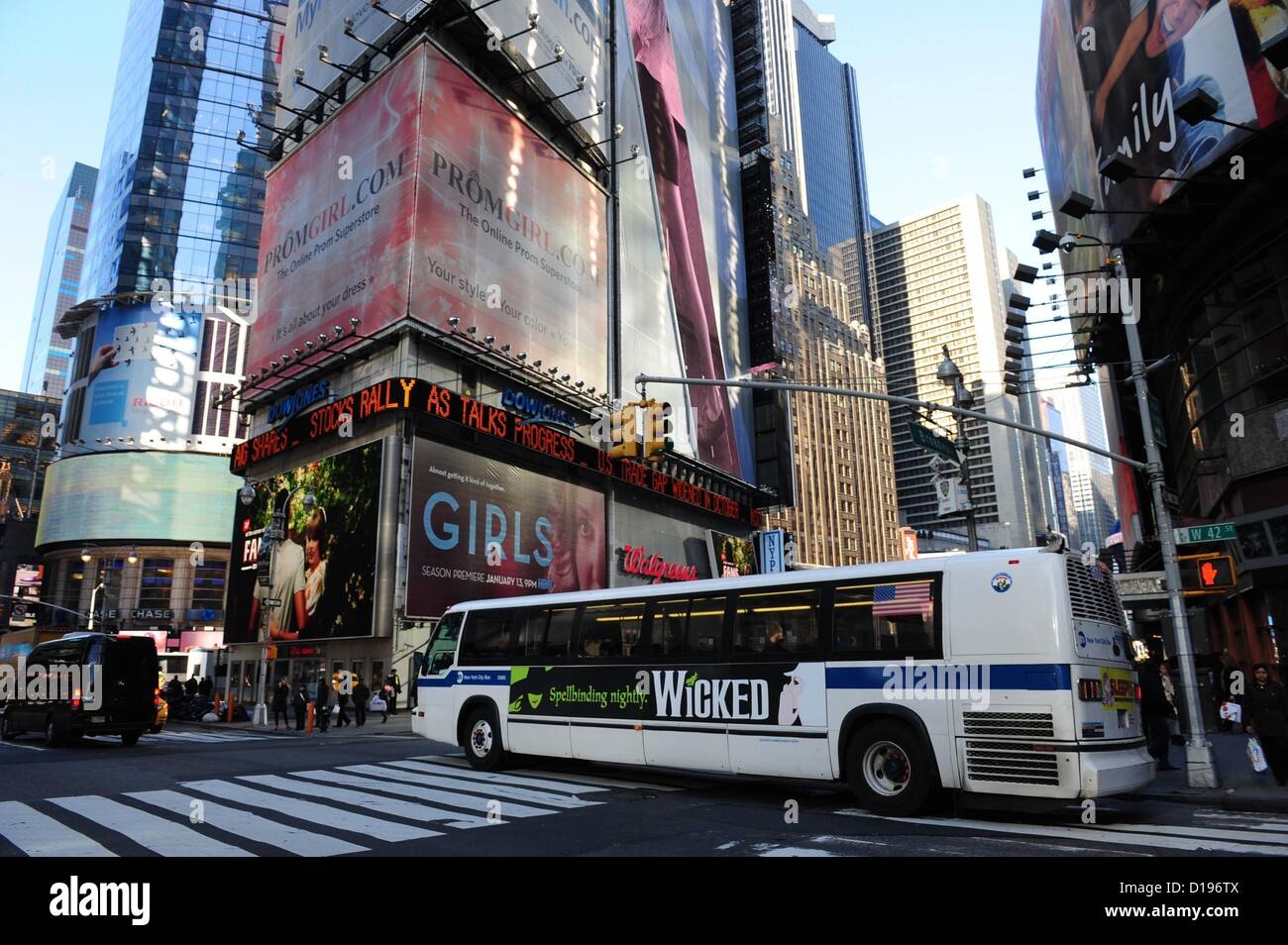 M42 bus hi-res stock photography and images - Alamy