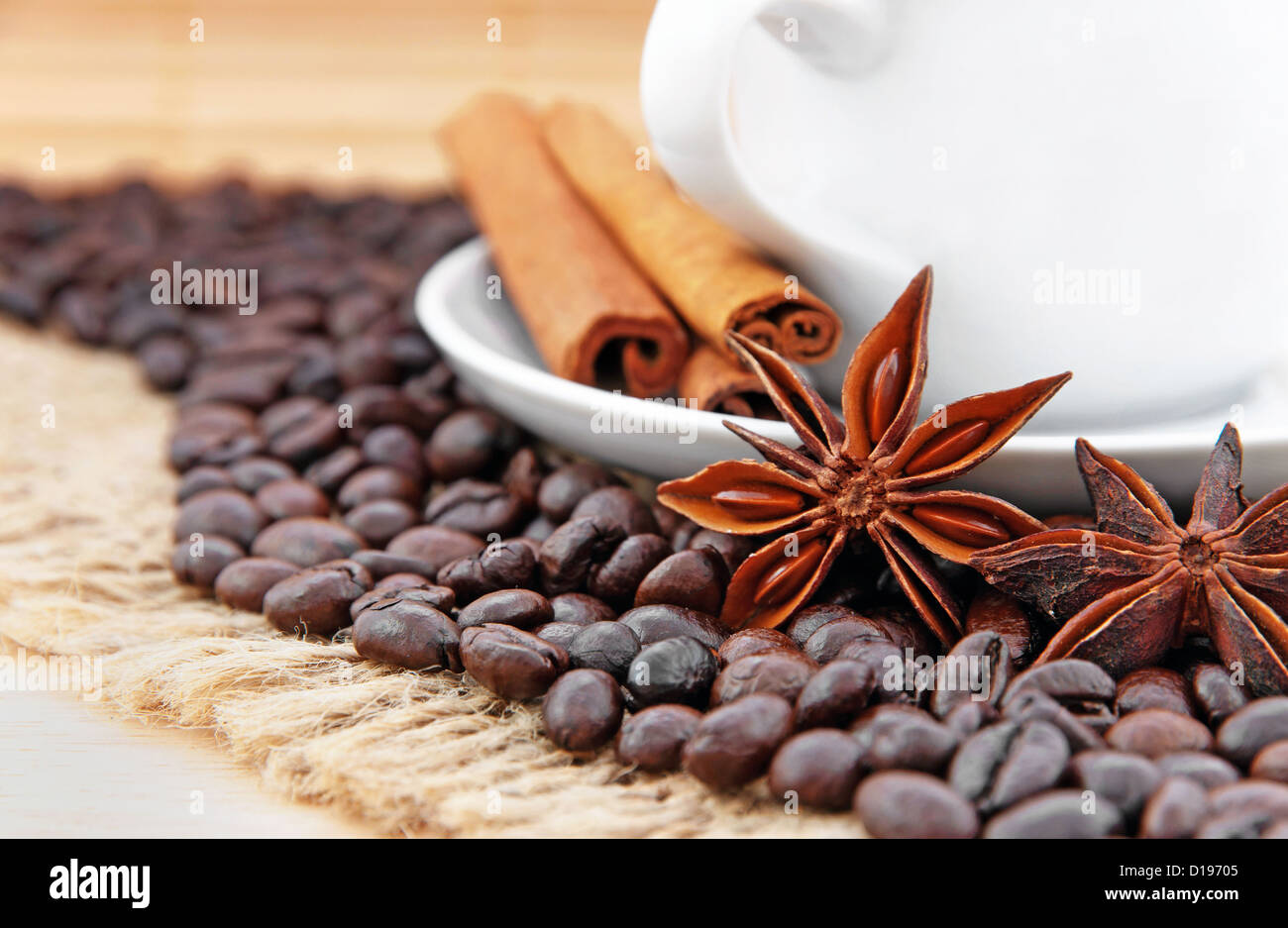 Coffee and cinnamon Stock Photo - Alamy