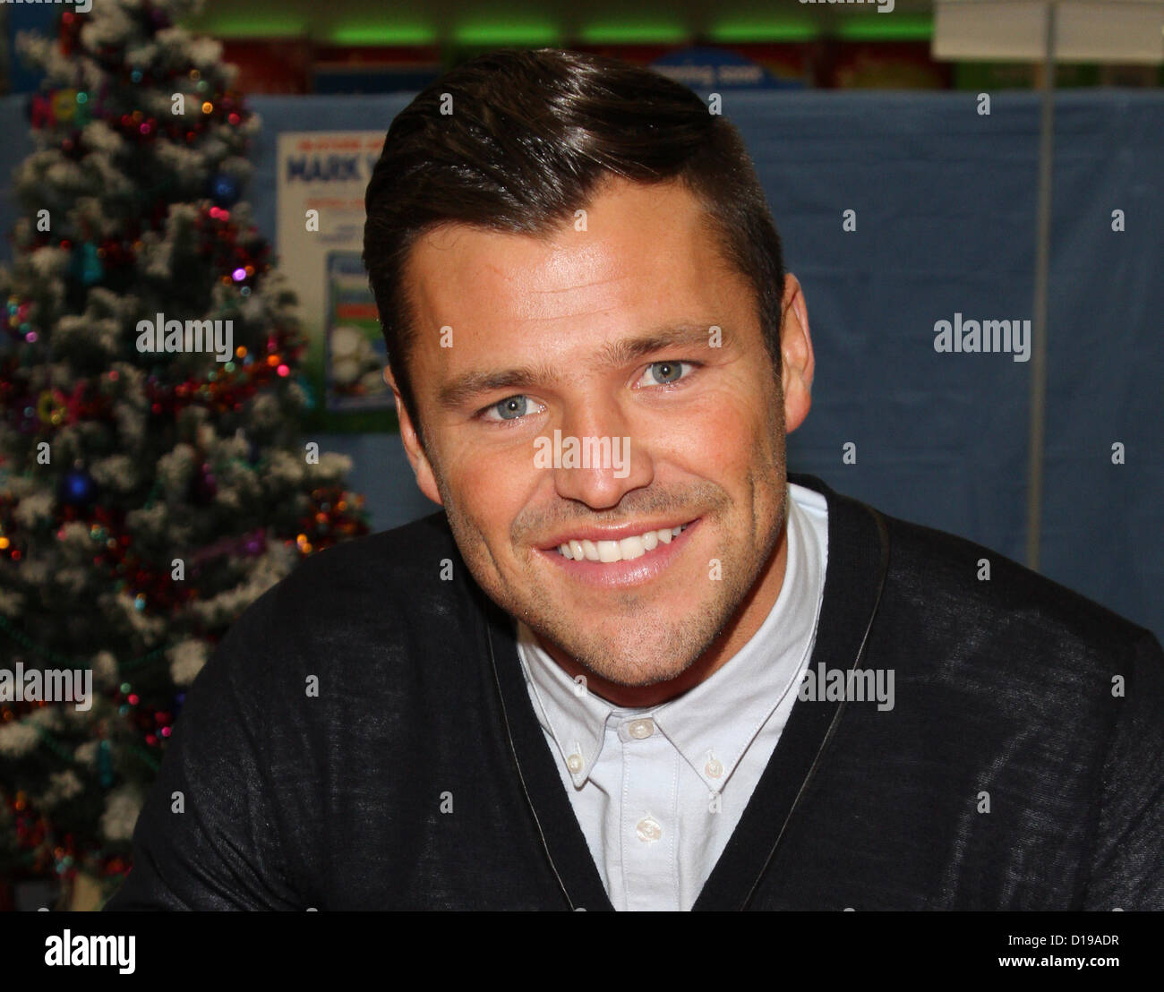 Mark wright football uk hi-res stock photography and images - Alamy