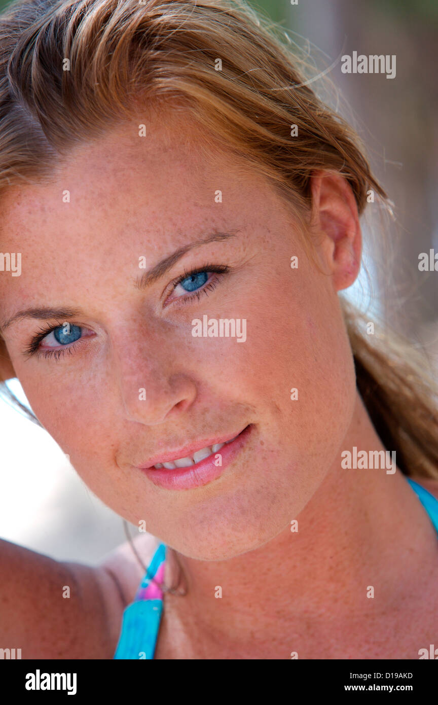 Hawaii, Oahu, Portrait Of A Pretty Girl Stock Photo - Alamy