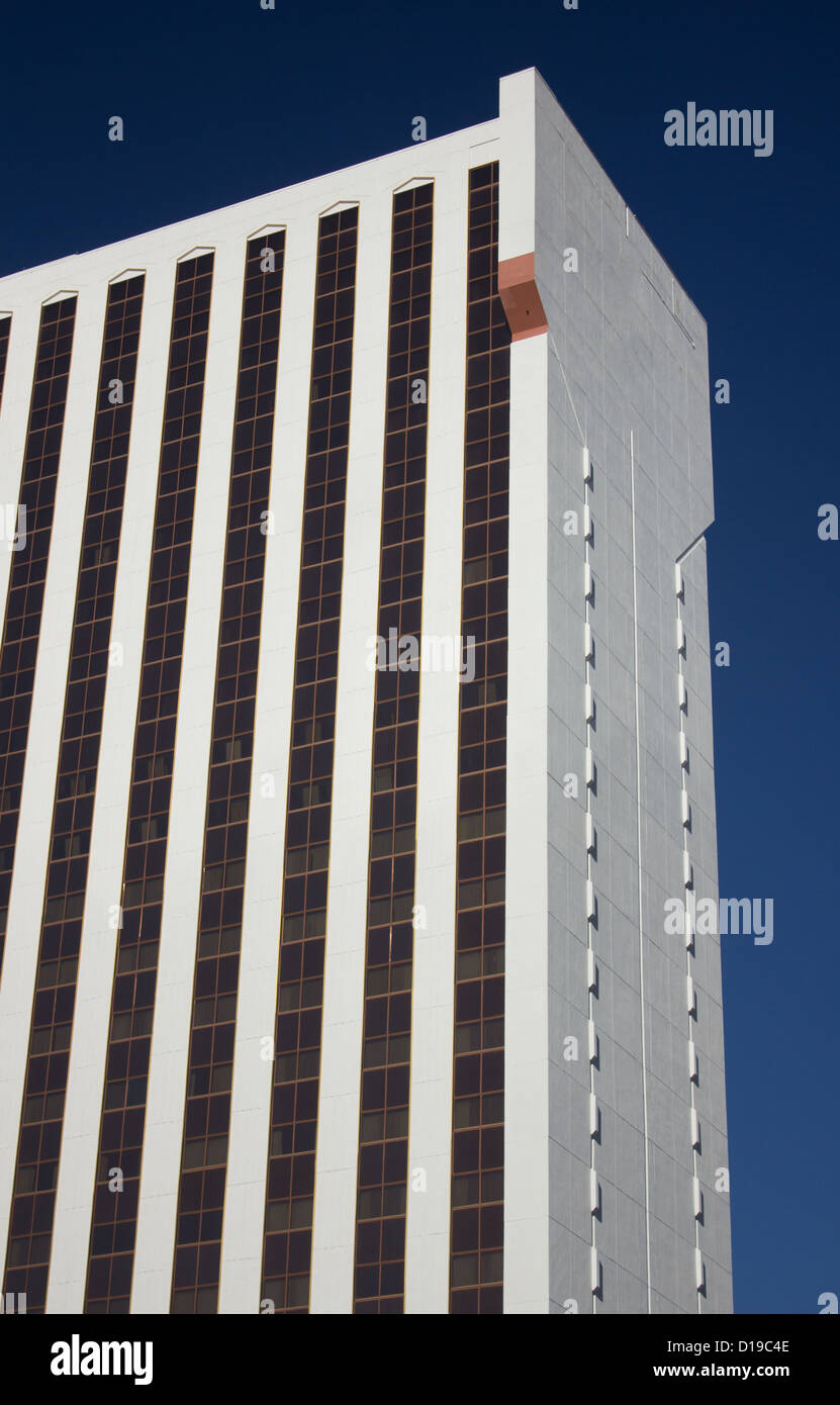 Gold windows hi-res stock photography and images - Alamy