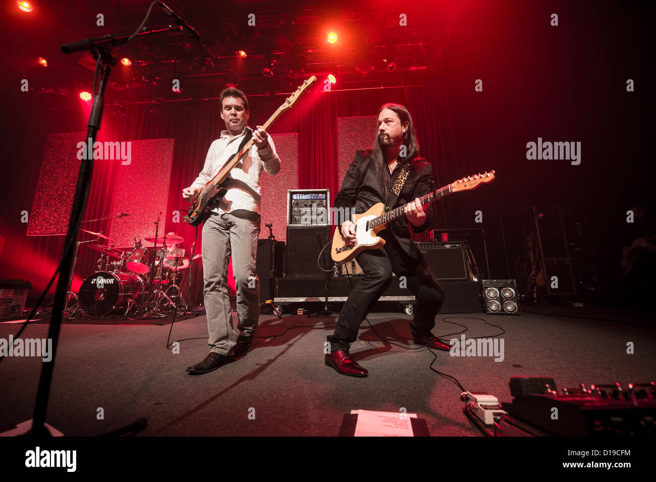 Dec 10, 2012 - San Francisco, California, U.S. - Bassist GORD SINCLAIR ...