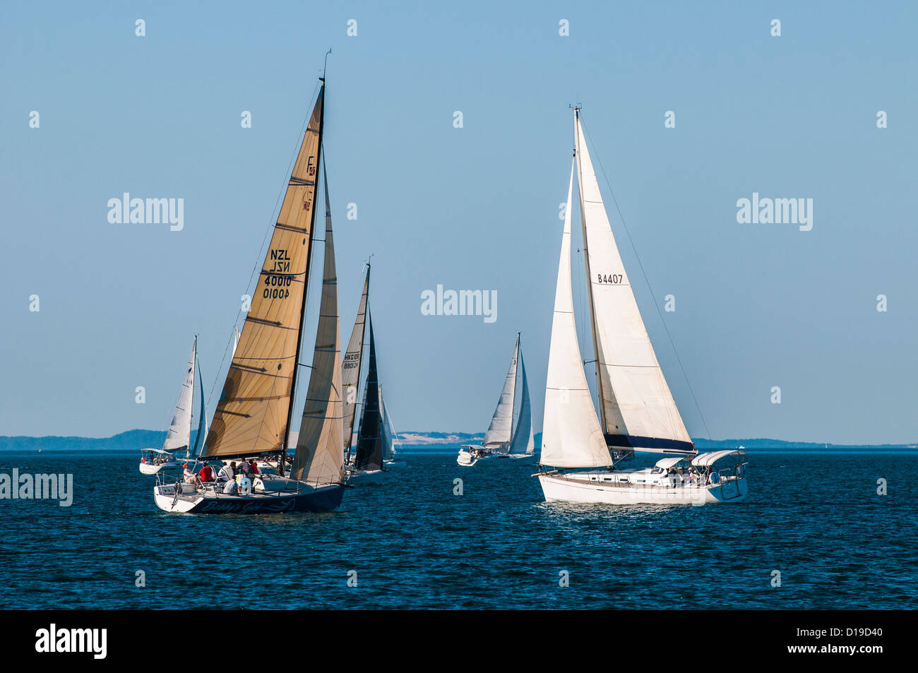 Moreton bay boats queensland hi-res stock photography and images - Alamy