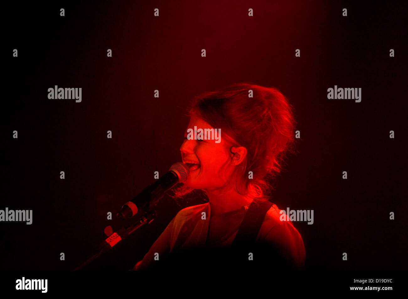 Belgian singer selah sue performs hi-res stock photography and images ...