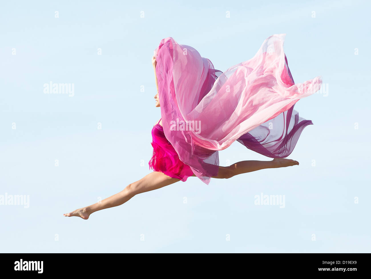 Ballerina jumping hi-res stock photography and images - Alamy
