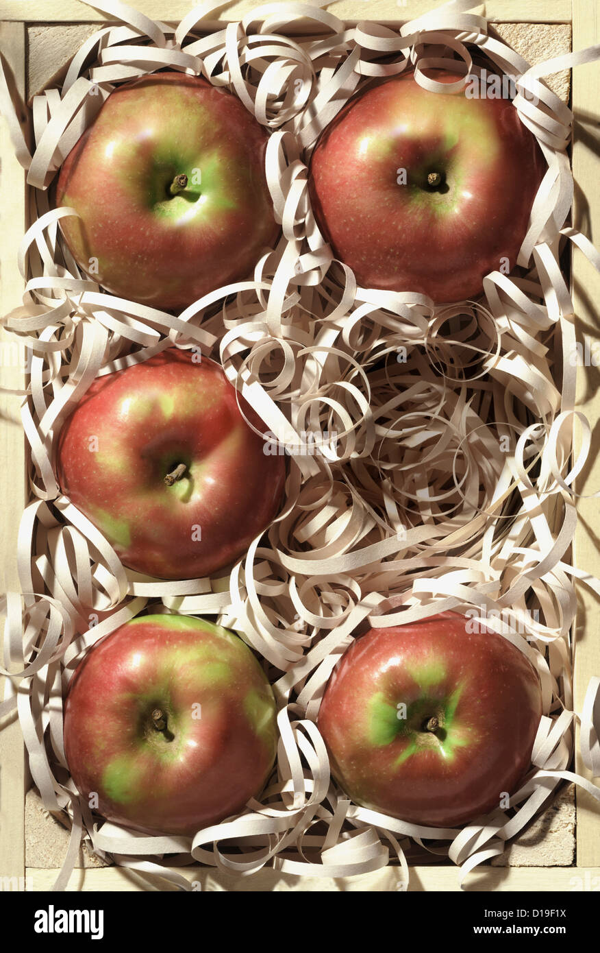 Apples in packaging Stock Photo - Alamy