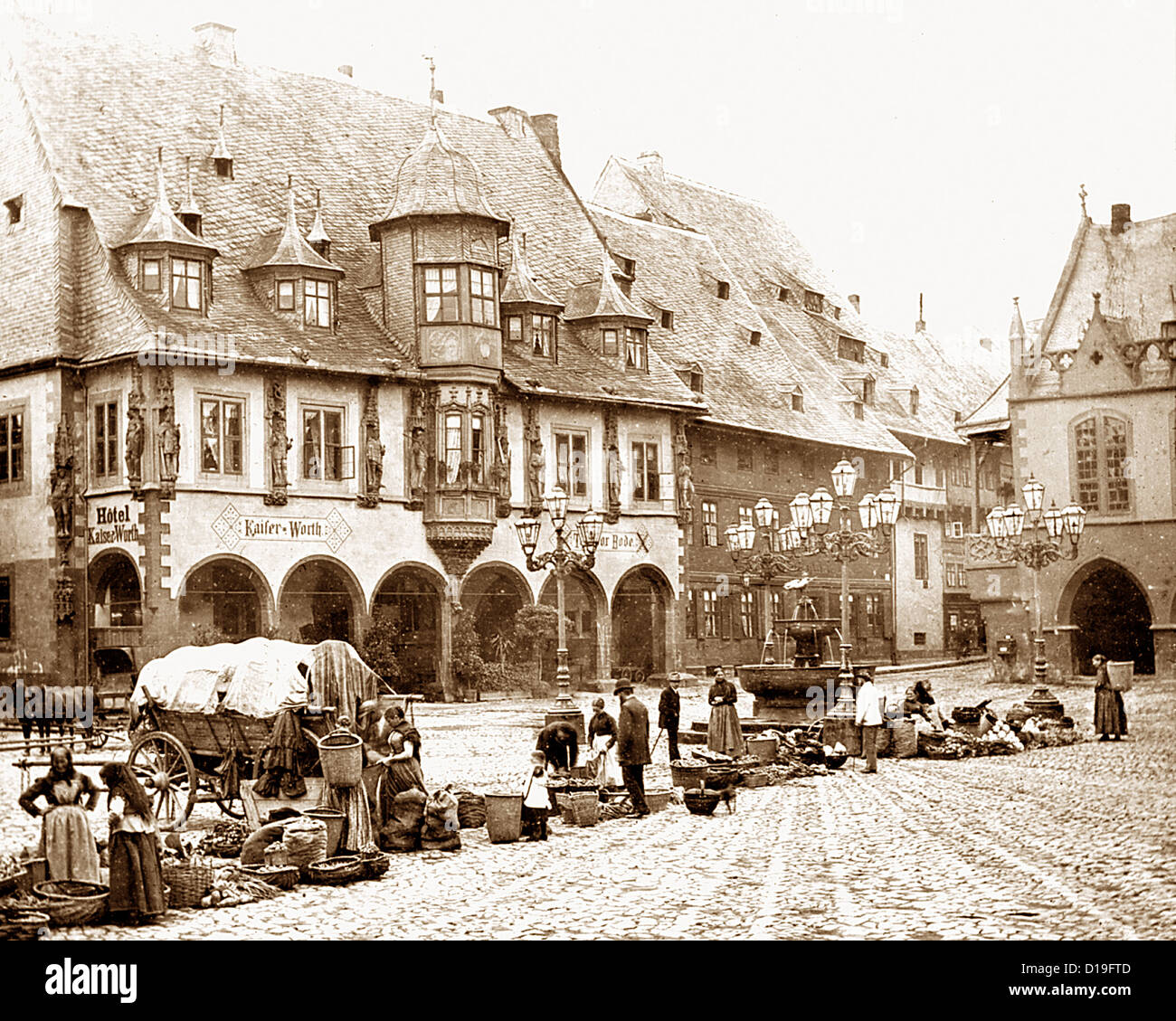 Victorian period hi-res stock photography and images - Alamy