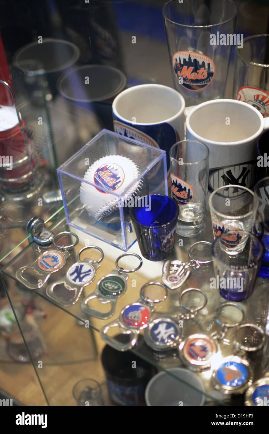 New York Mets merchandising Stock Photo - Alamy