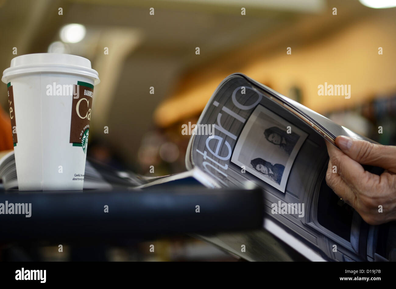 Mag café hi-res stock photography and images - Alamy