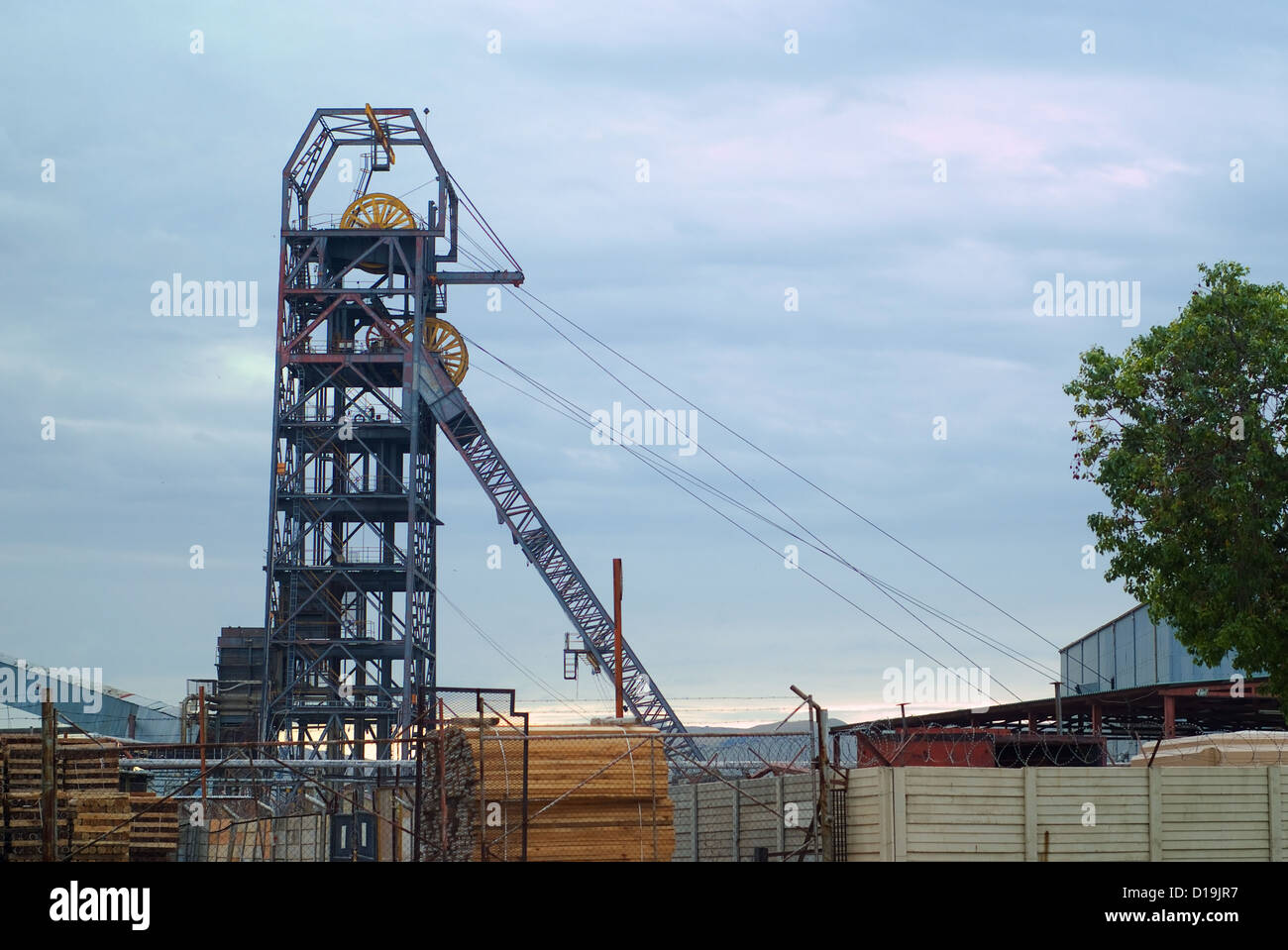 South African gold mine industrial mining headgear Stock Photo - Alamy South African gold mine industrial mining headgear Stock Photo - Alamy