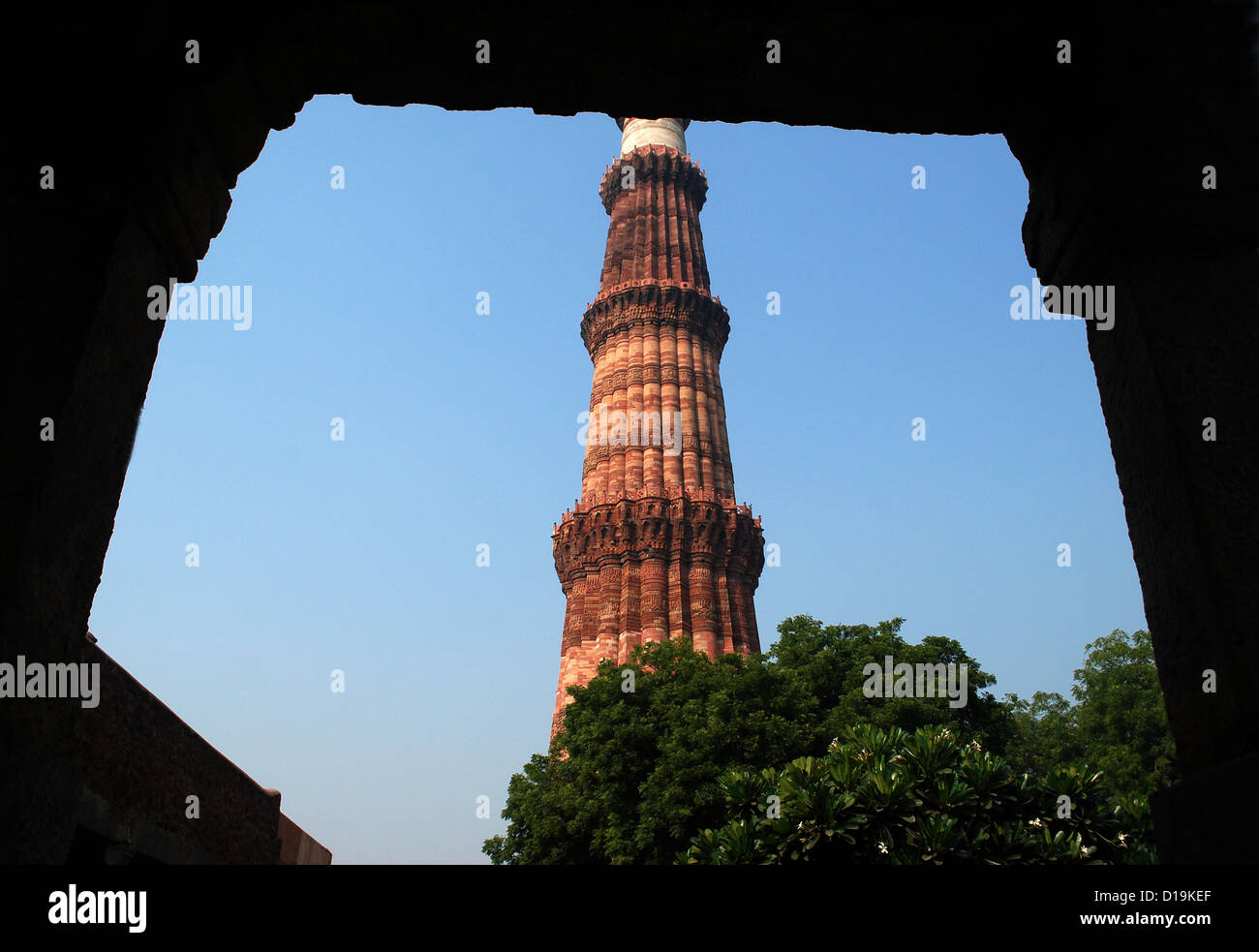 qutab minar or qutb minar is a brick minaret in delhi,india . this is a ...