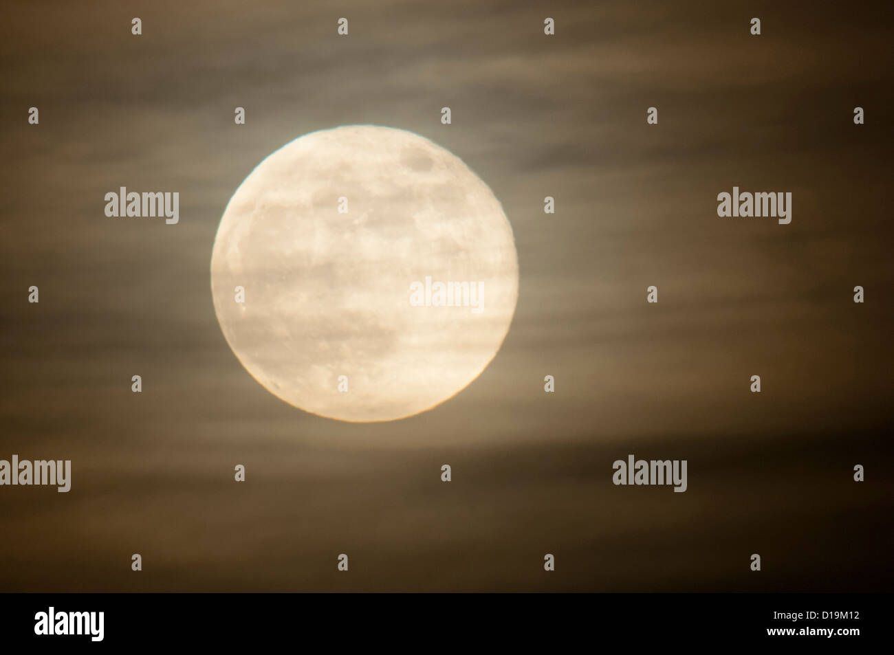 Lightning moon hi-res stock photography and images - Alamy