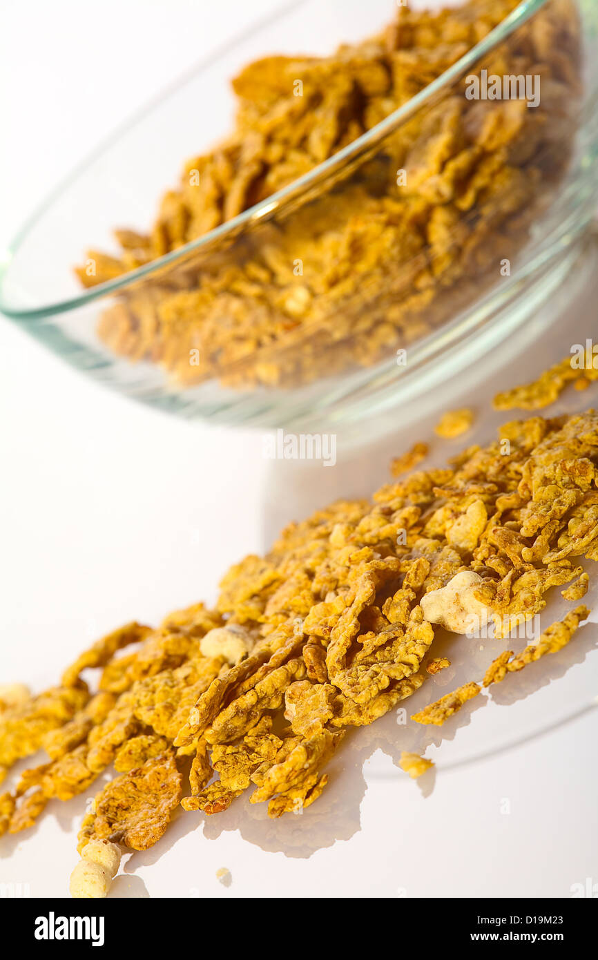 Close up of sweet cornflakes in a glass bowl Stock Photo - Alamy
