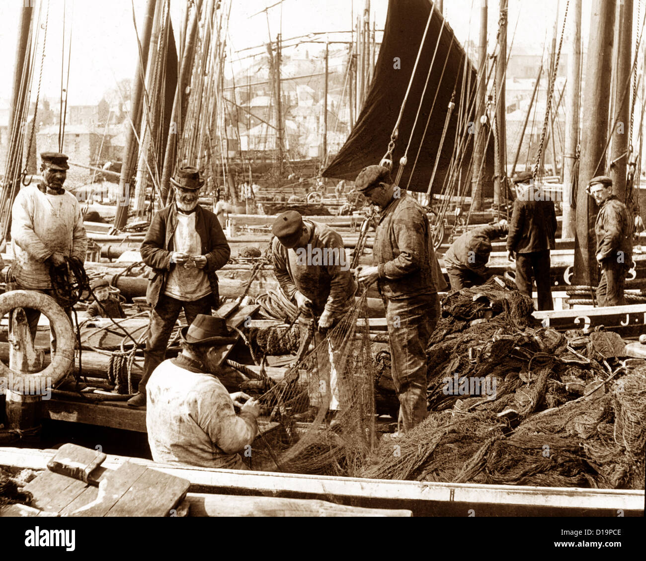 Newlyn cornwall fishermen hi-res stock photography and images - Alamy