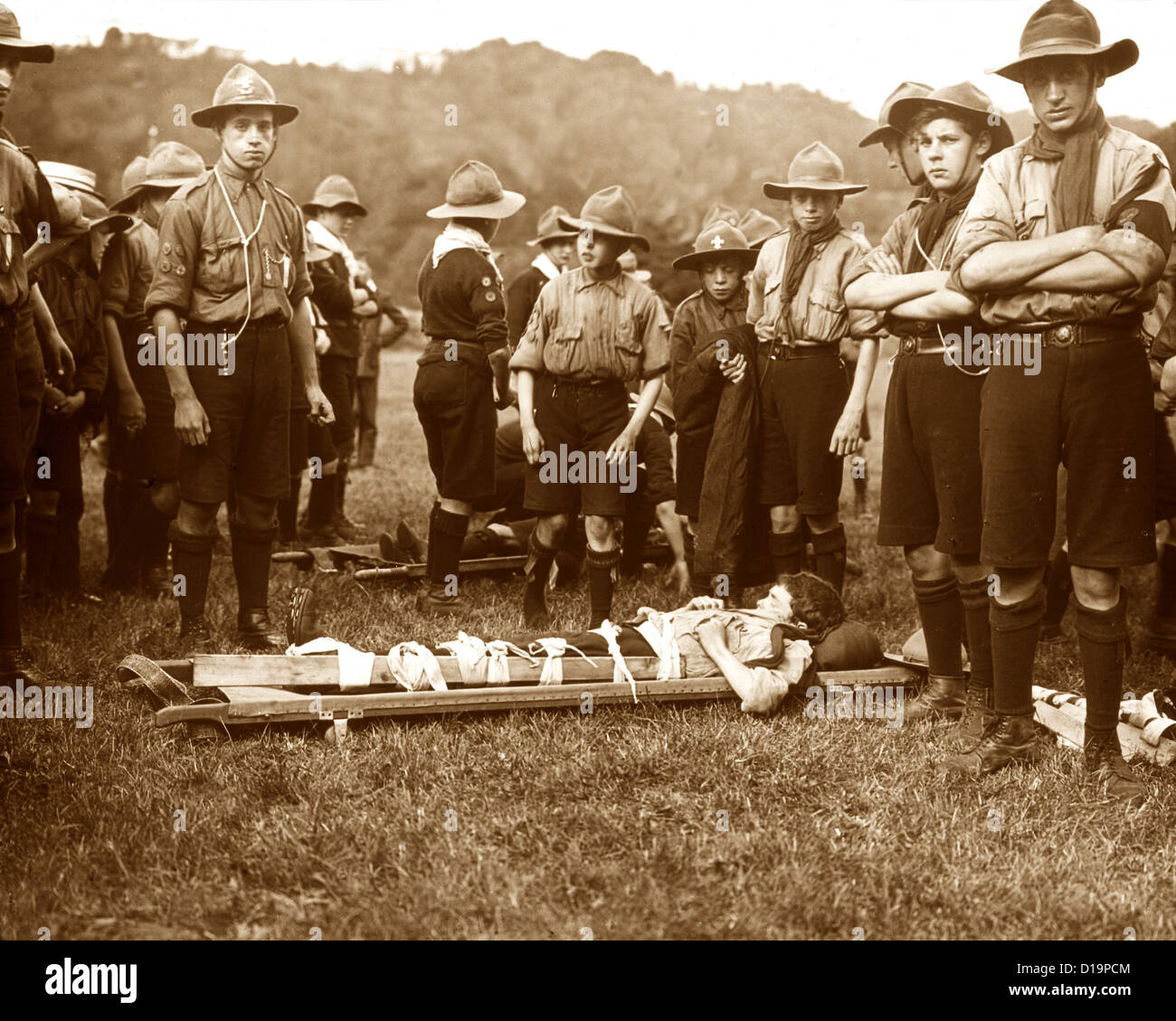 Boy Scouts stretcher party circa 1912 Stock Photo - Alamy