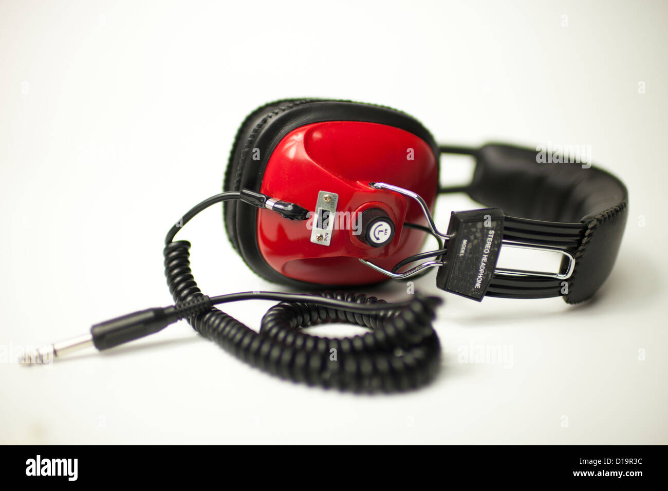 vintage old headphone Stock Photo - Alamy