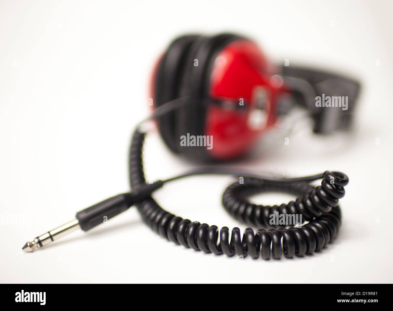 vintage old headphone Stock Photo - Alamy