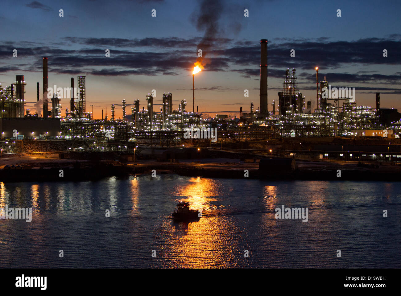 Mongstad refinery in evening Stock Photo - Alamy
