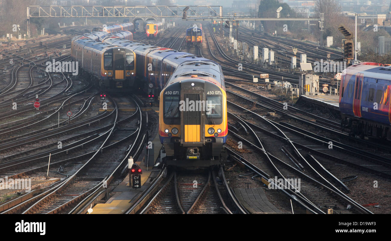 Clapham junction railway station hi-res stock photography and images ...