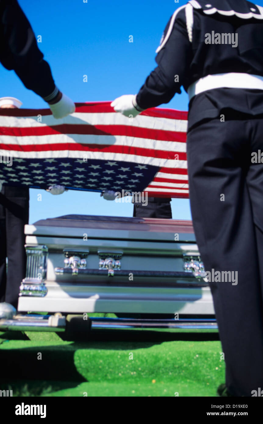 Military funeral flag fold hi-res stock photography and images - Alamy