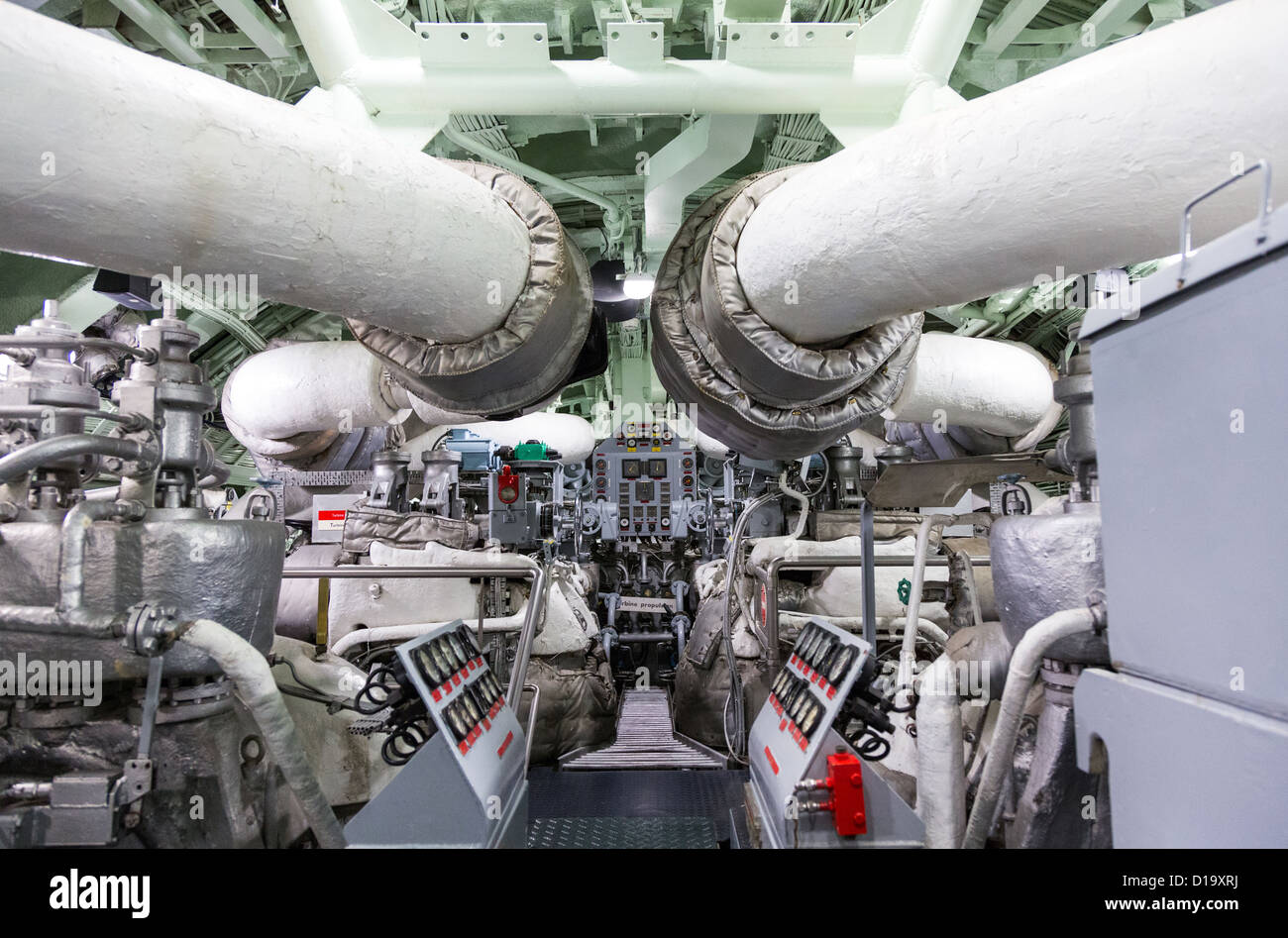Submarine Engines High Resolution Stock Photography and Images - Alamy