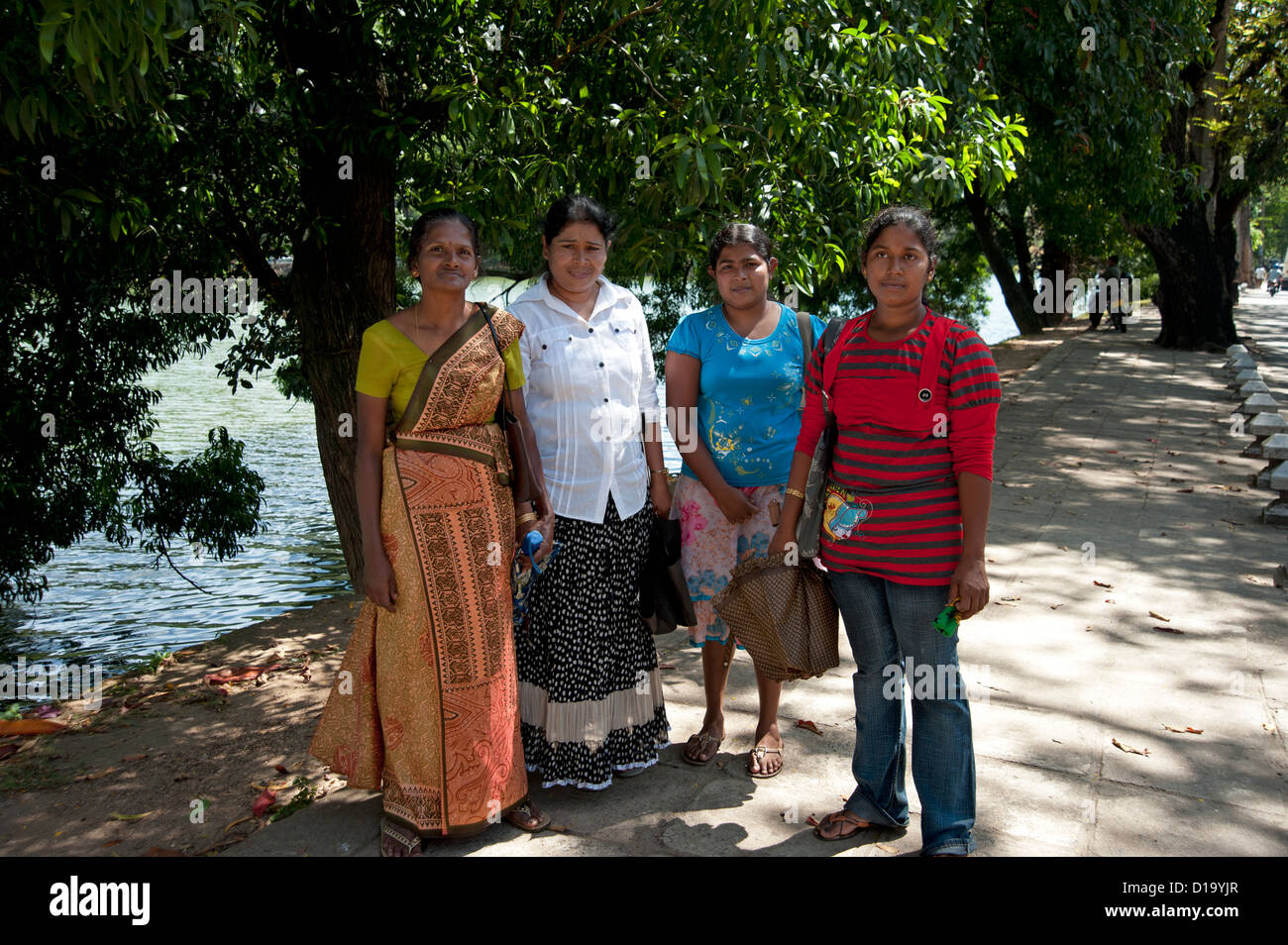 Portraits of sri lankan women hi-res stock photography and images - Alamy