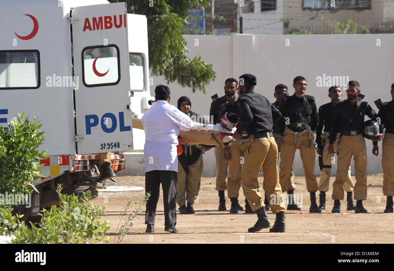 KARACHI, PAKISTAN, DEC 12: Sindh Police commandos showing their efforts ...