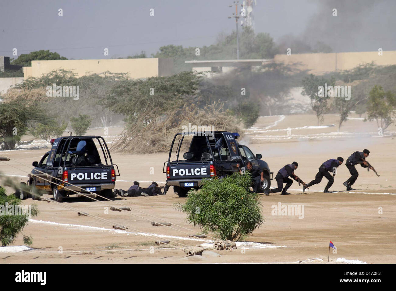 KARACHI, PAKISTAN, DEC 12: Sindh Police commandos showing their efforts ...