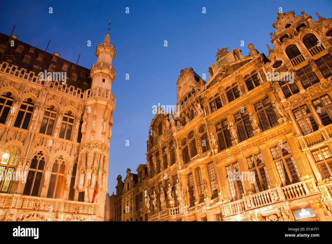 Brussels - The facade of Grand palace palaces from main square in ...