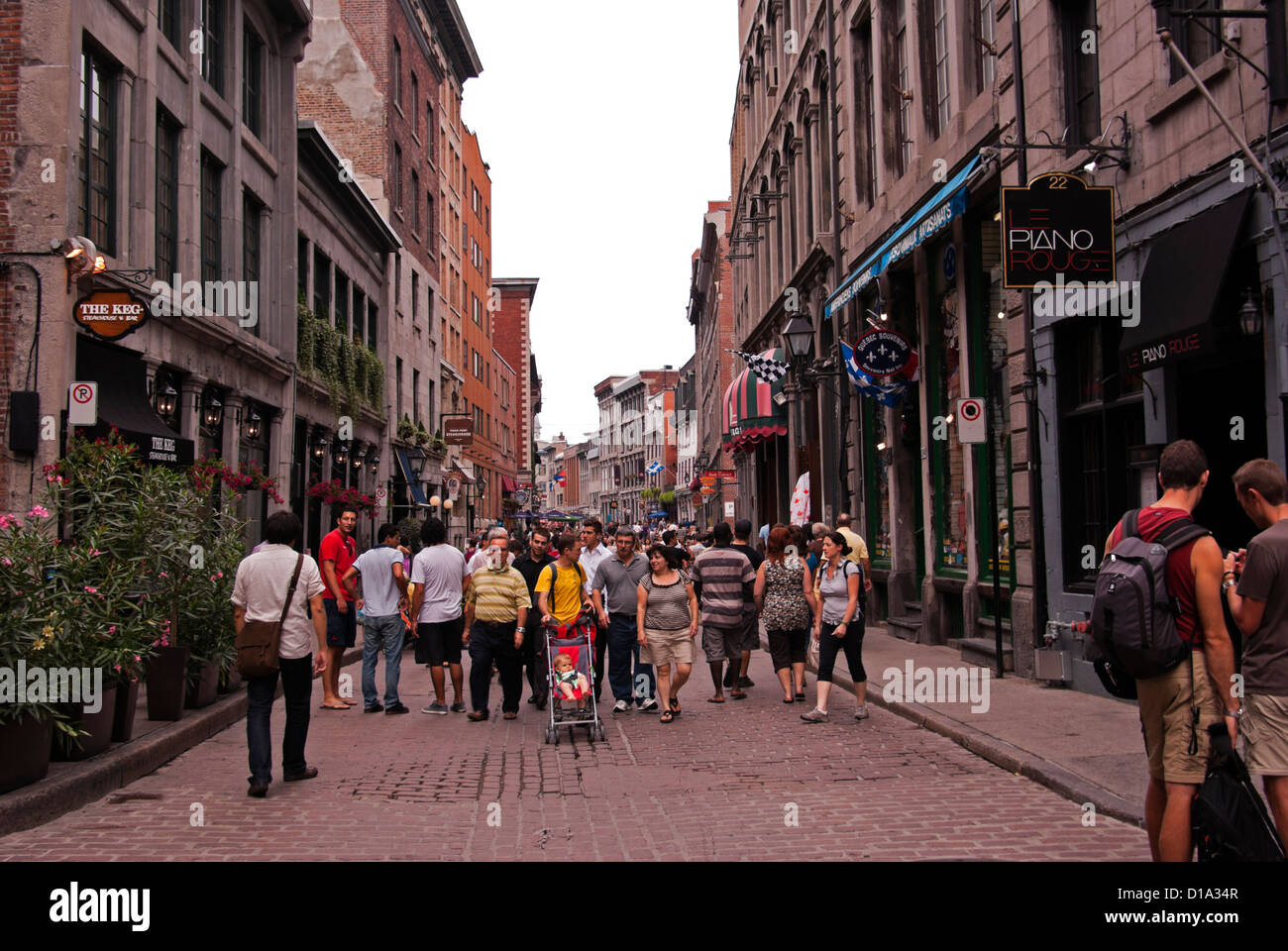 Old montréal hi-res stock photography and images - Alamy