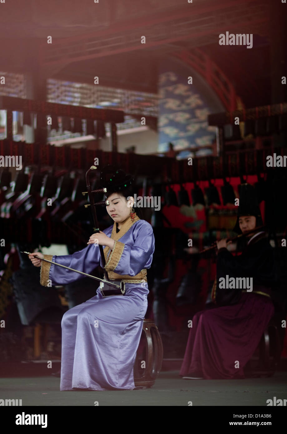 Ancient chinese women art hi-res stock photography and images - Alamy