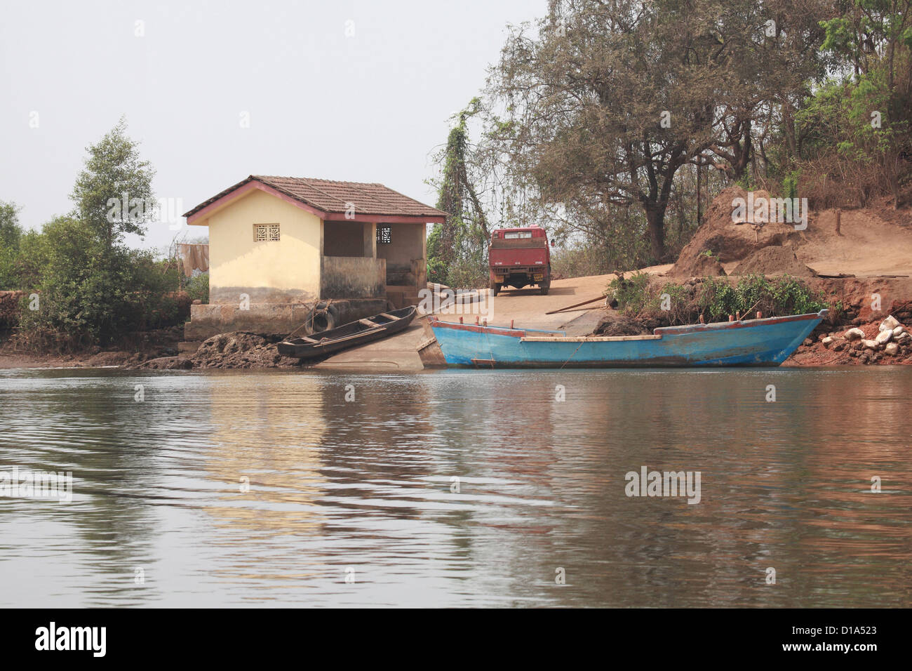 Mining boat hi-res stock photography and images - Alamy